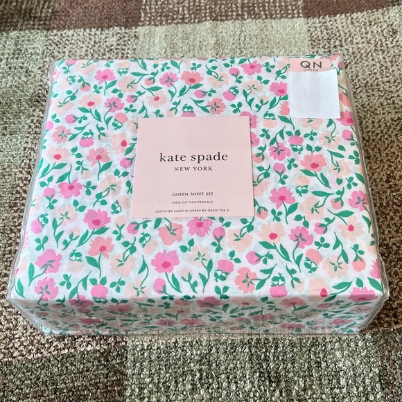 kate spade | Bedding | Nip Kate Spade Queen Spring Flower Sheet Set ...